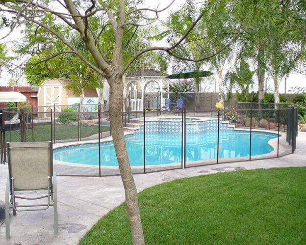 PERSPEX & Lexan Sheet Pool Fencing | Plastic Online